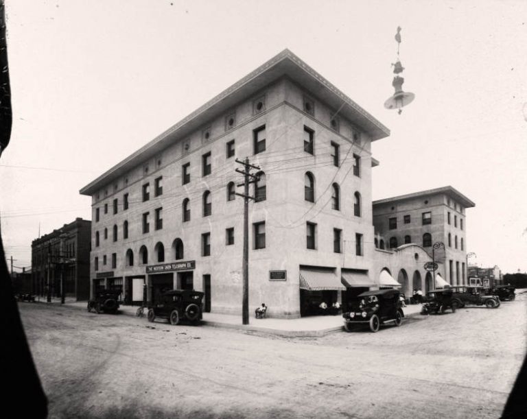 10 Most Haunted Places in Tucson, AZ | Haunted Rooms America