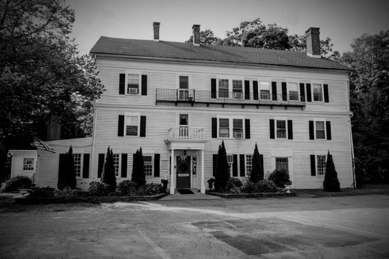 The 11 Most Haunted Places in Connecticut | Haunted Rooms America