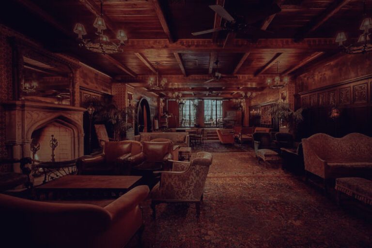 The 6 Most Haunted Hotels in NYC | Haunted Rooms America