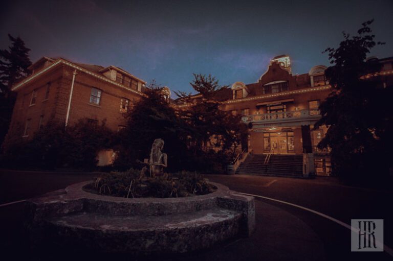 The 13 Most Haunted Places in Oregon | Haunted Rooms America