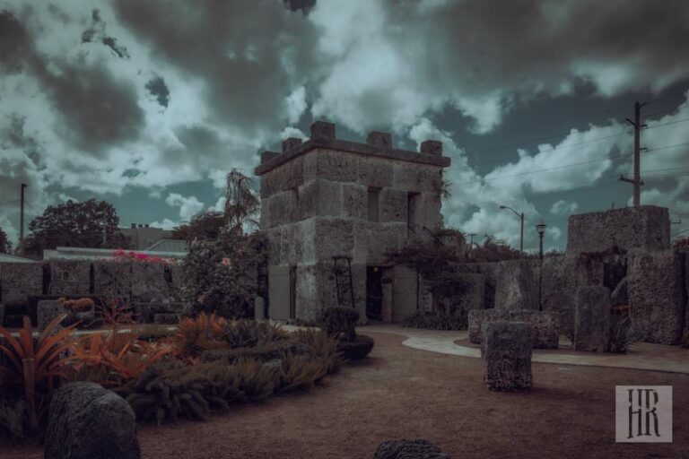 The 10 Most Haunted Places in Miami, FL | Haunted Rooms America
