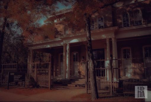 The 11 Most Haunted Places in Chicago, IL | Haunted Rooms America